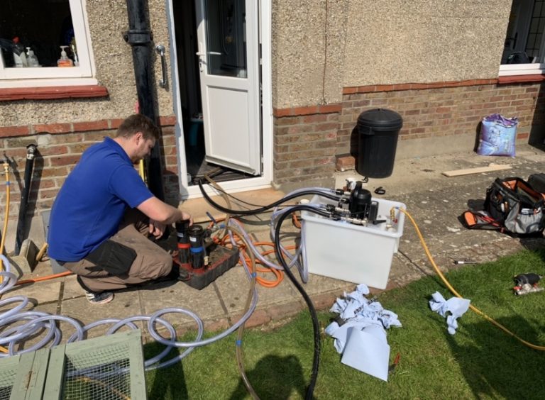 Powerflushing - Delaney Plumbing